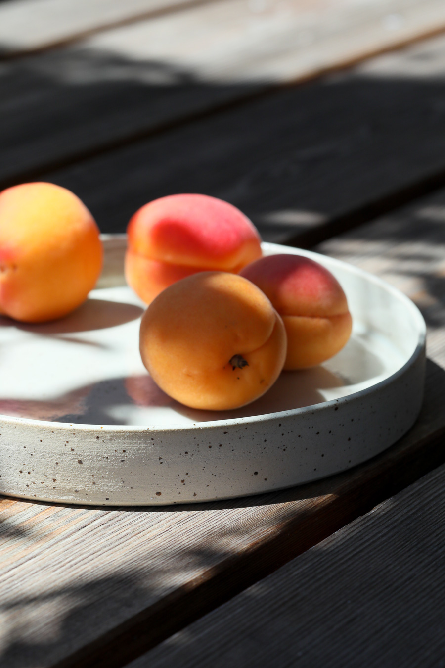 High Dinner Plate - dirty celadon - Vera Wiedermann Ceramics