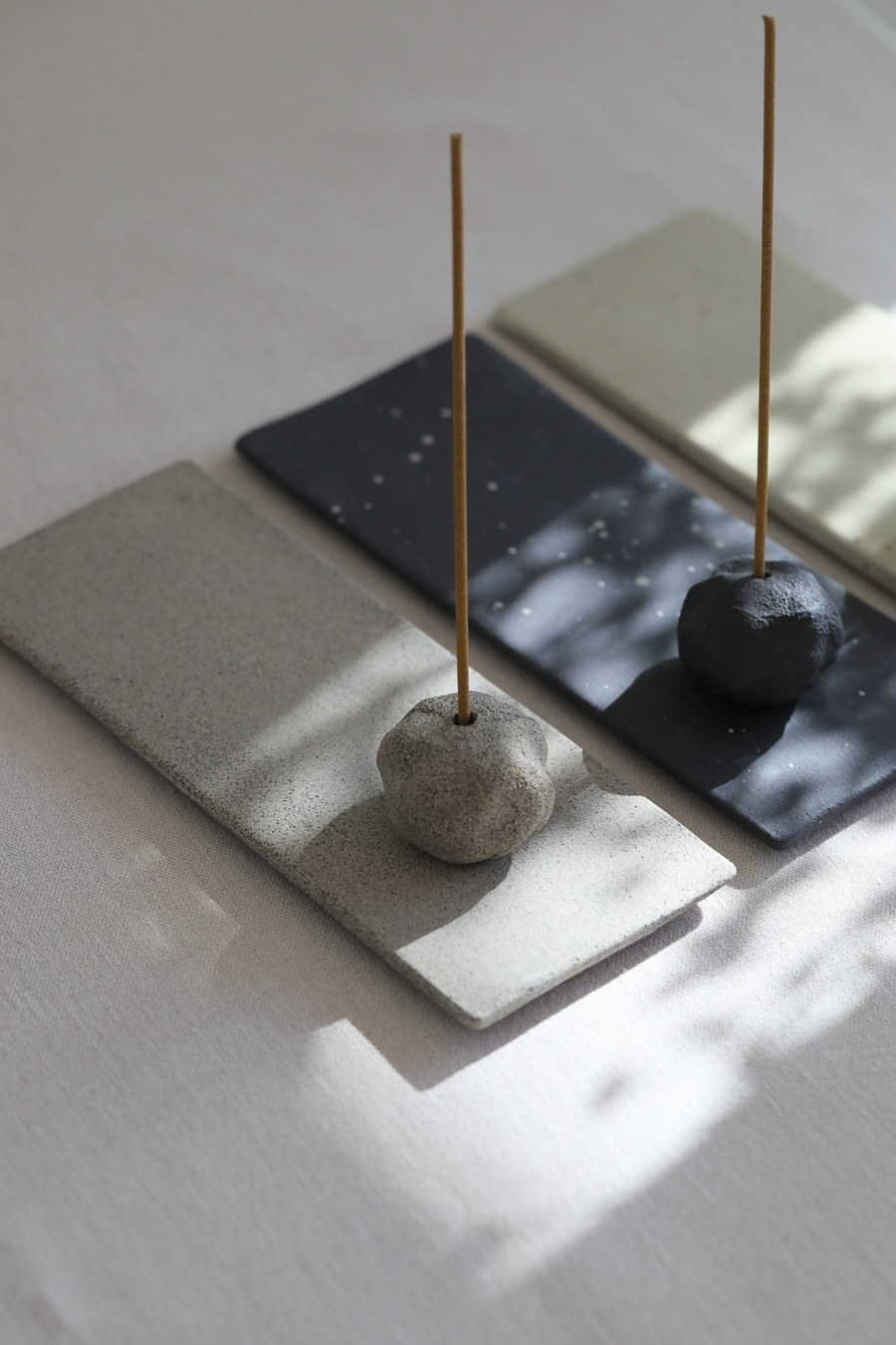 Incense Stone - concrete - Vera Wiedermann Ceramics
